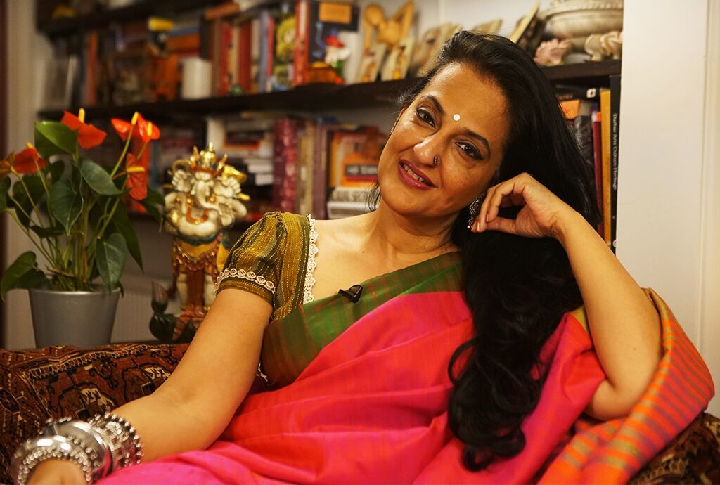 Seema Anand Storytelling: The 3000 step stories | Essex Cultural ...